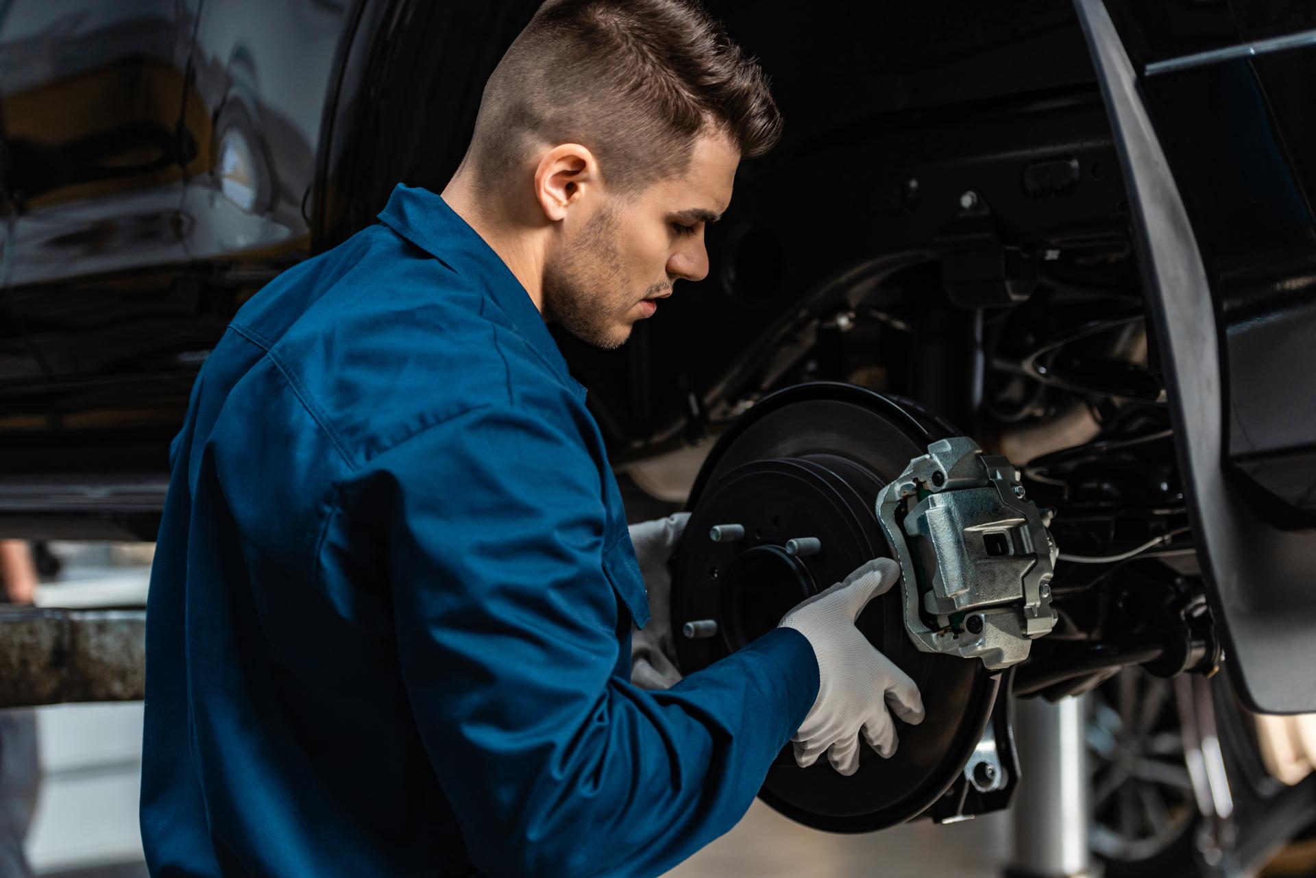 Broken Axle Repair Cost (UK Prices 2025) | Bumper