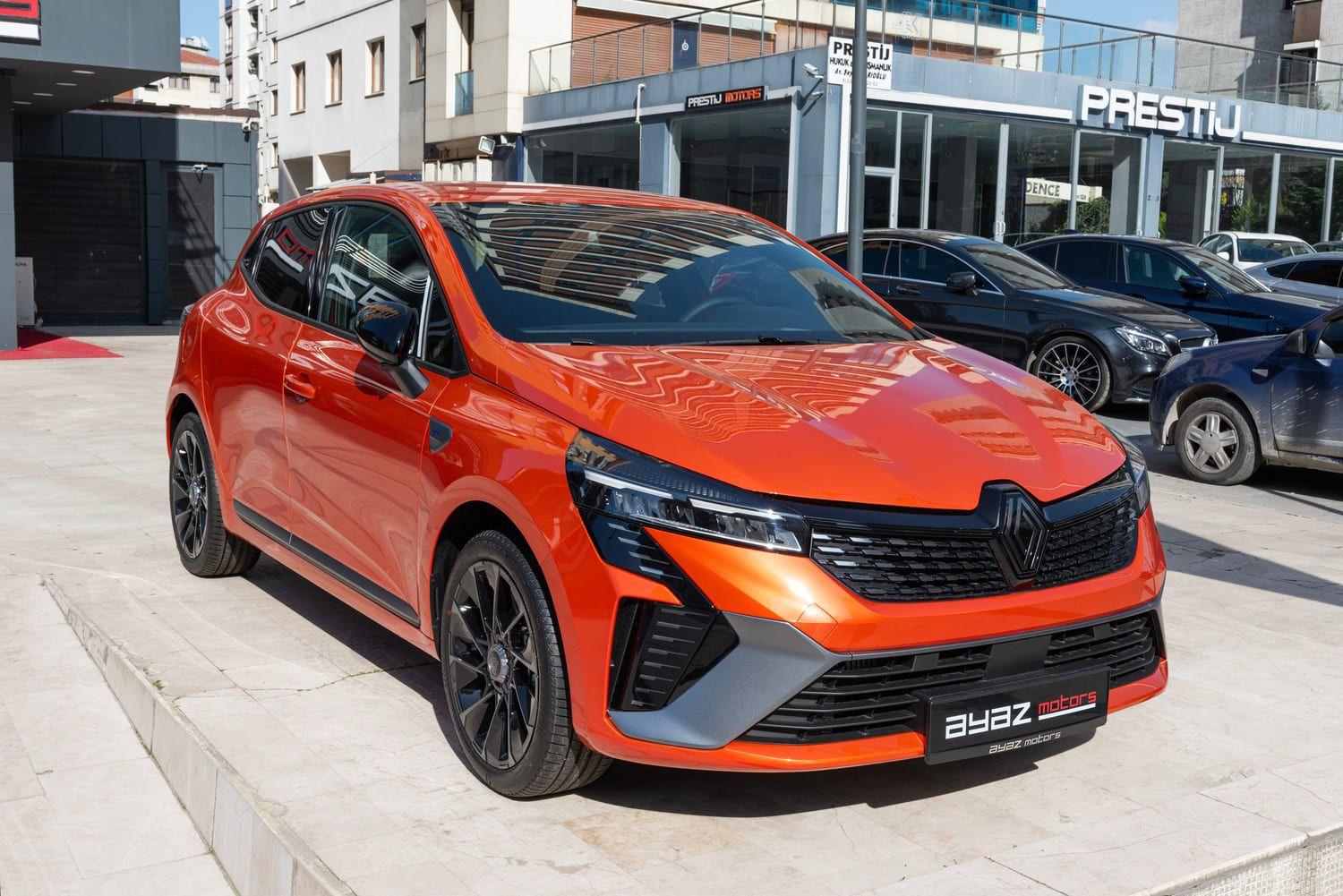 9 of the best cars with big boots | Bumper