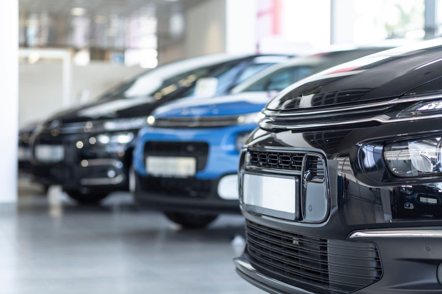 Annual Cost of Serving a Car (UK Average Prices) | Bumper